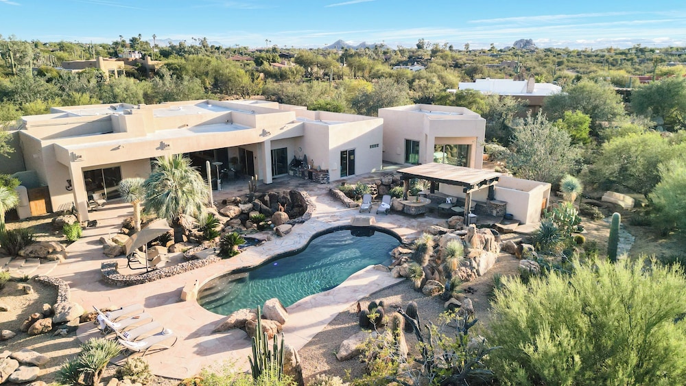 5bdr Oasis W/ Waterfall Pool, Hot Tub, Desert View Desert Cascase By Avantstay - Phoenix, AZ