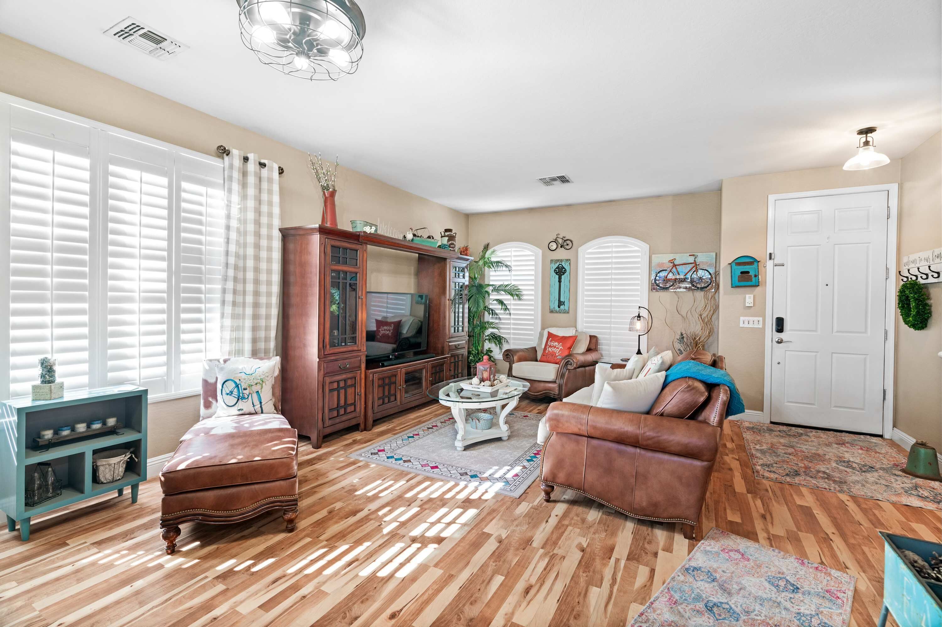 Goodyear Gem, Jacuzzi, Grill, Outdoor Oasis - Goodyear, AZ