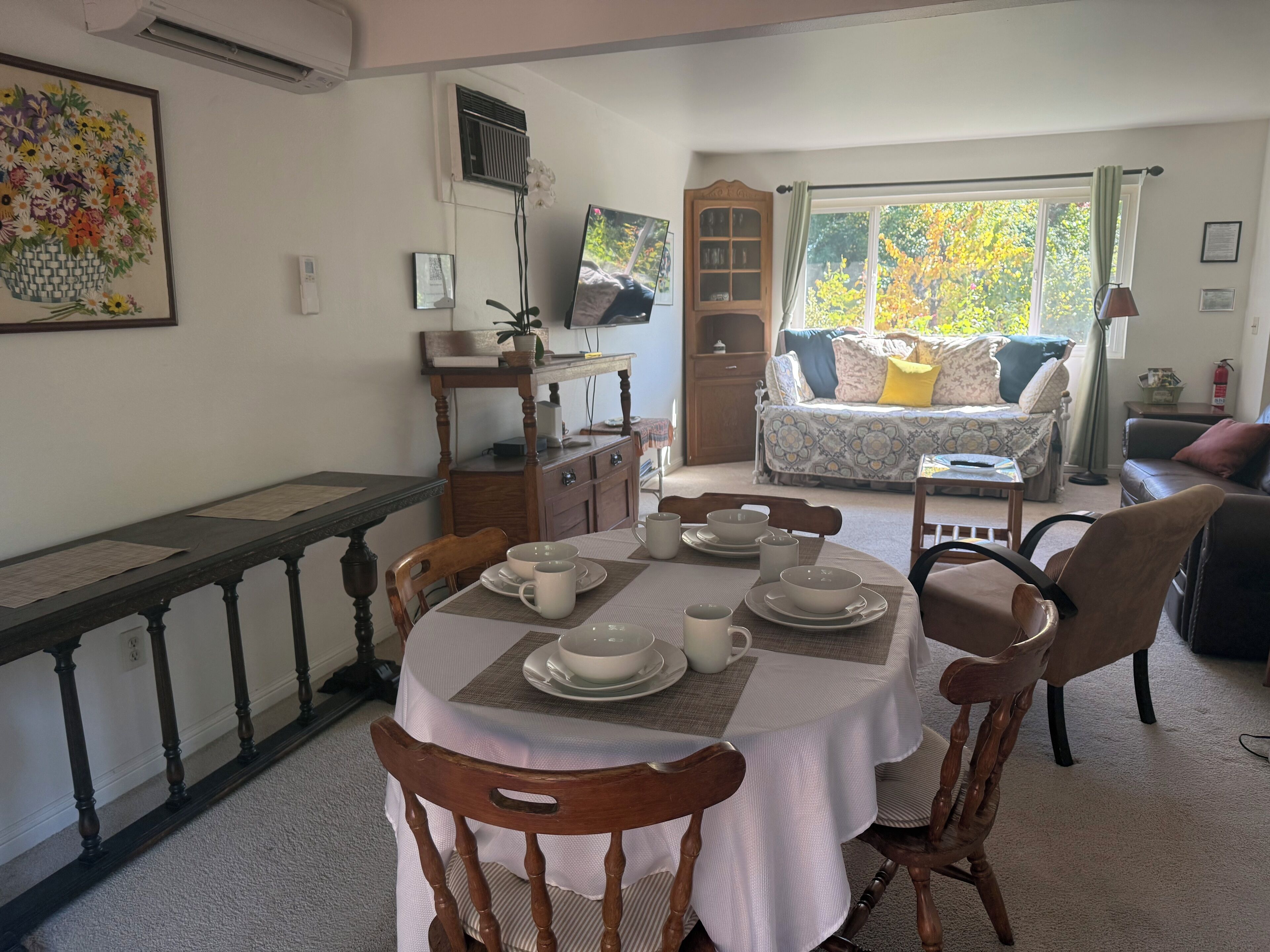 Spacious House In Marvelous Healdsburg Close To Town - Healdsburg, CA