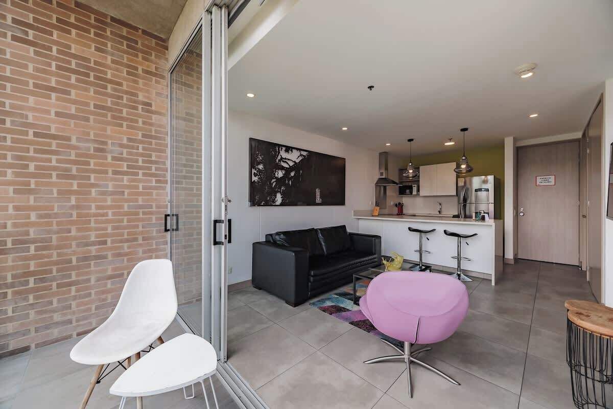 Loft, 1 cama king-size, varanda | Ferro/tábua de engomar, Wi-fi grátis 