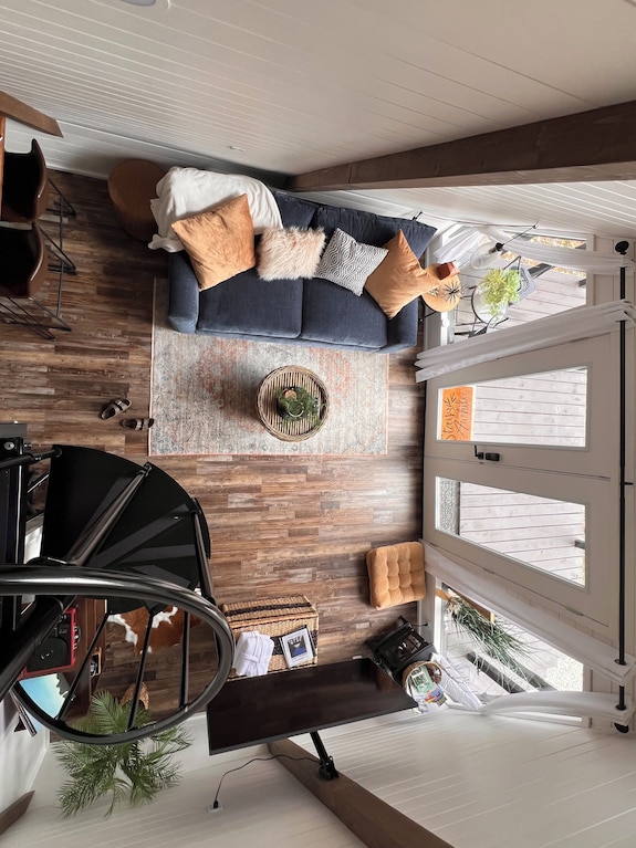 Intimate A-frame With Hot Tub And Outdoor Shower Tucked In The Woods - Knoxville, TN