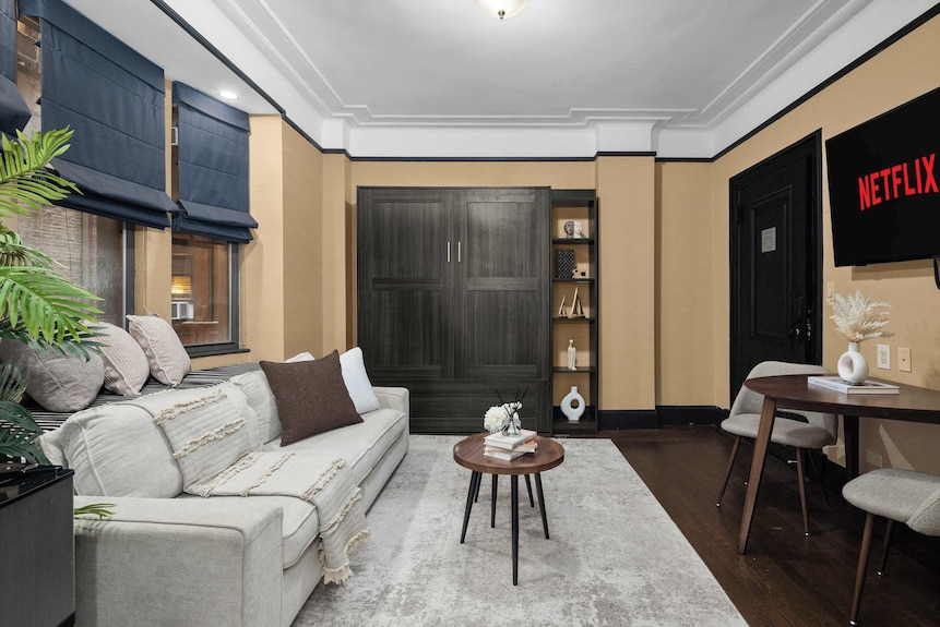 Cozy Midtown Nyc Apartment | 99 Walk Score & Gym - North Bergen, NJ