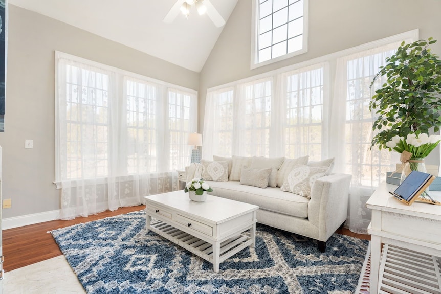 Beautiful 4-bedroom House With High Ceilings In Charming Fuquay-varina - Raven Rock State Park, Lillington