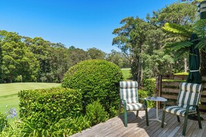 Treetops Mollymook Beach Reviews, Deals & Photos 2026 - Expedia.co.uk