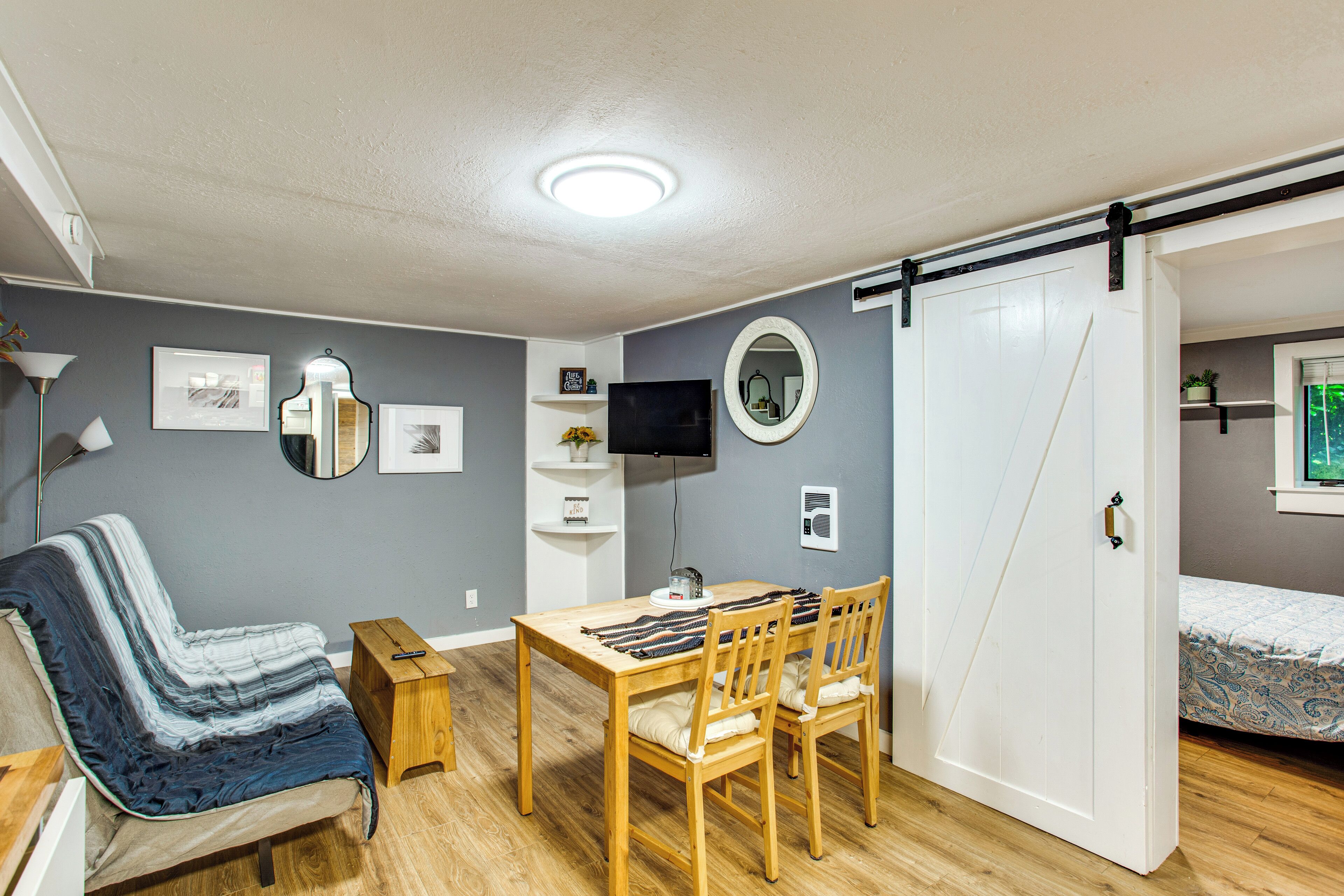 3 Mi To Puget Sound: Lakefront Gem W/ Patio! - Steilacoom, WA