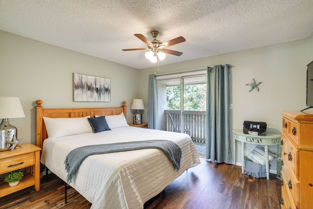 3 Blocks to Beach Access! PCB Resort Condo - West Panama City Beach | Vrbo