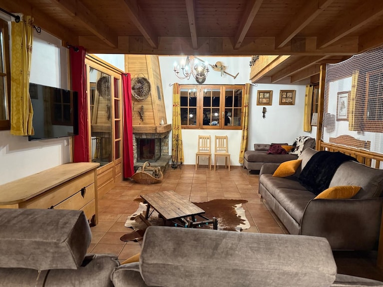 Ambiance Infiniment Montagne, Chalet En Bord De Piste De Ski à Arêches Beaufort - Hauteluce - Les Saisies