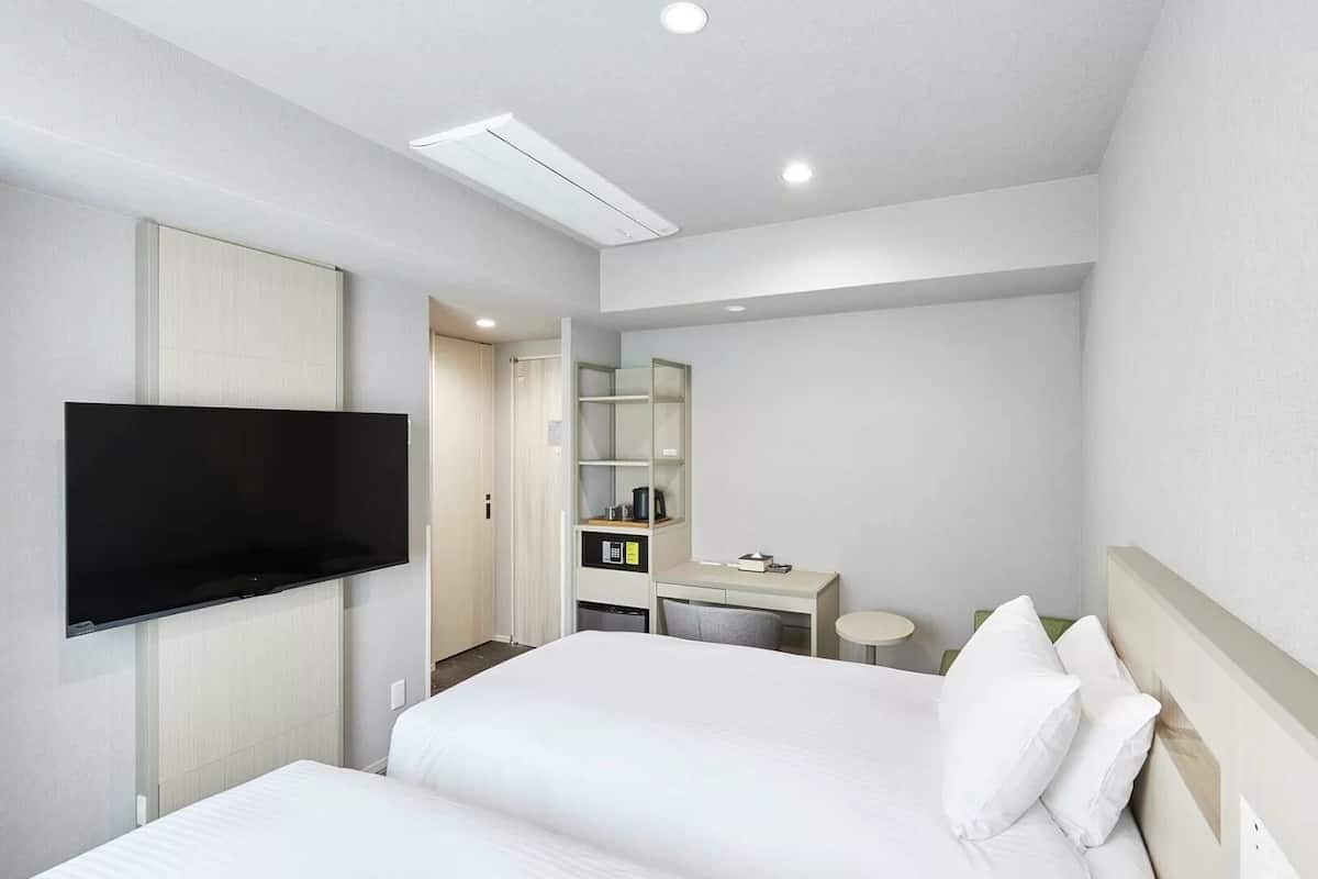 Quarto duplo standard, para não fumantes | Wi-Fi de cortesia, roupa de cama