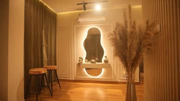 Quarto Duplo Deluxe, varanda, Vista para a cidade | Interior