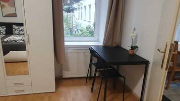 Apartamento Básico | Vista do quarto