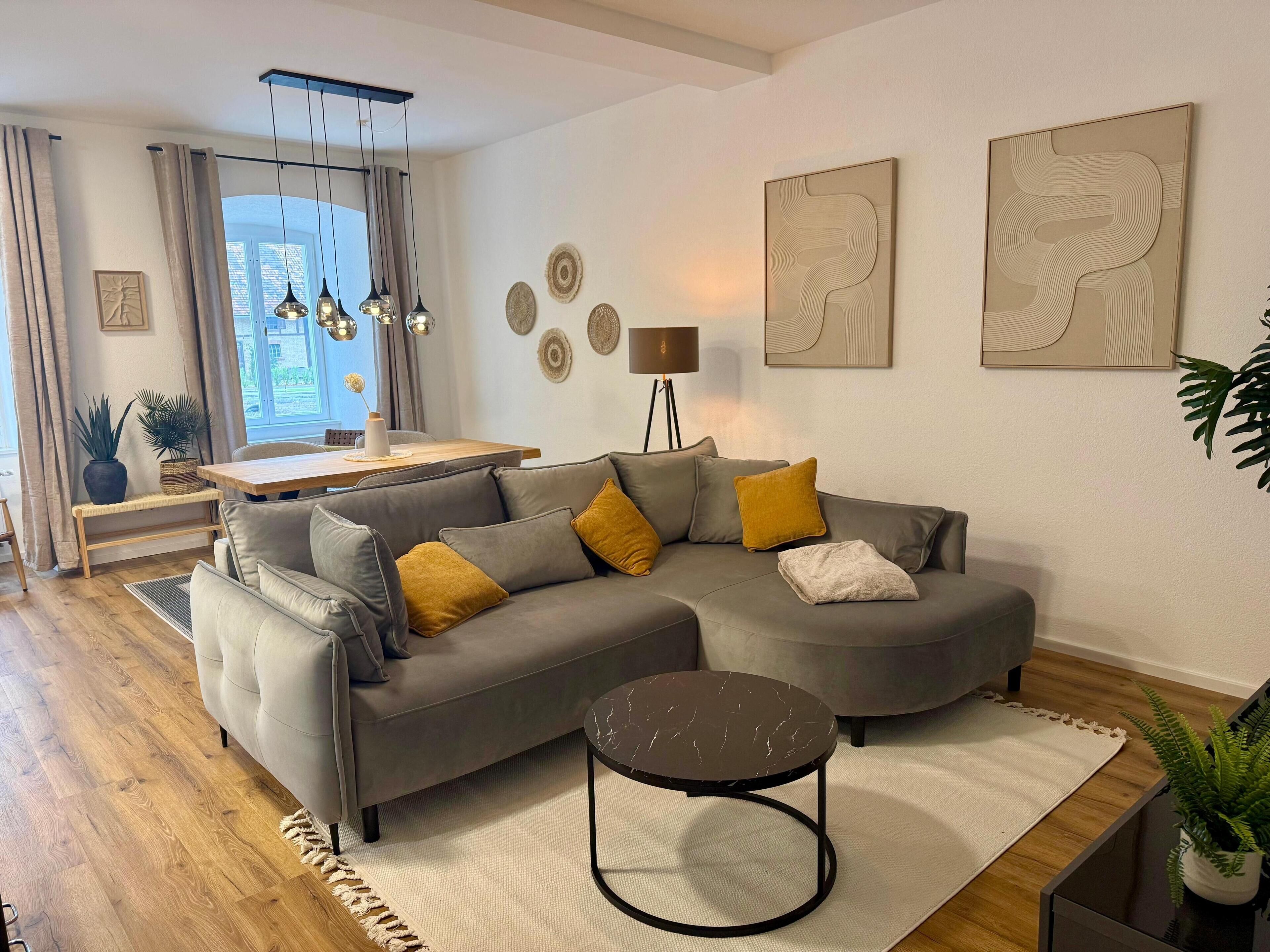 Exklusive Ferienwohnung Im Schloss Espasingen - Stockach