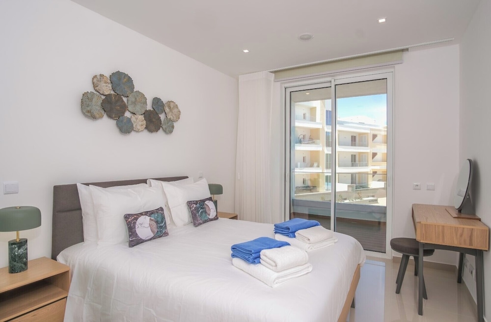 Adega luxury 3-bedroom apartment, Lagos (BK-2-2B) - São Gonçalo de ...
