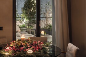 Apartamento de Luxo (2 Bedrooms) | Sala de estar