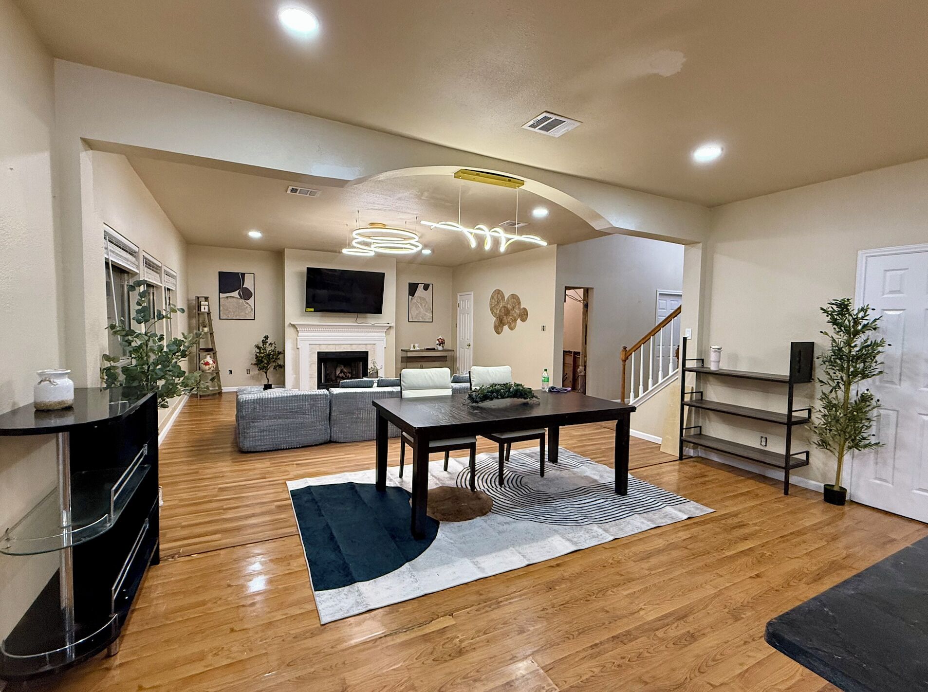 Spacious & Peaceful Home In Central Austin - Austin, TX