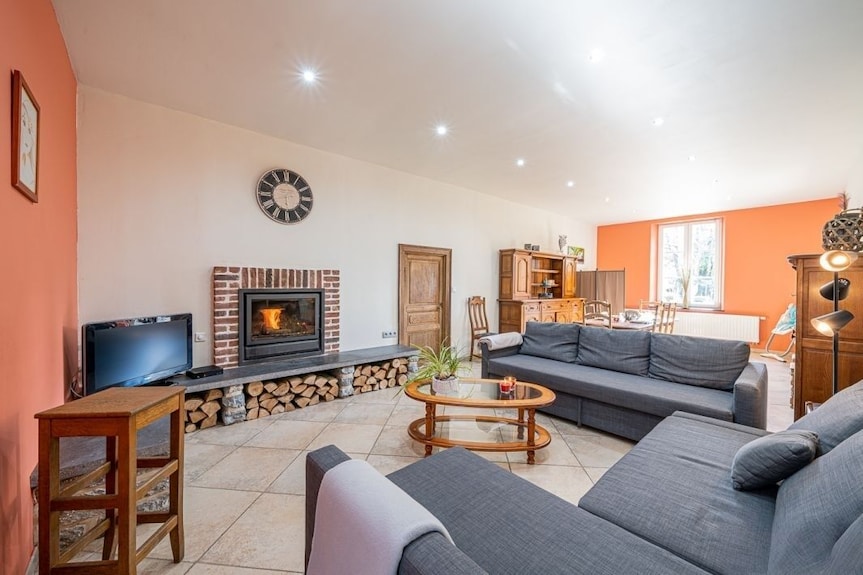 A Fleur De L'eau Blanche: Gîte De Caractère - Chimay