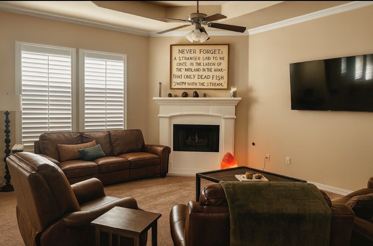 Charming 3-bedroom Temporary Housing - 루이스빌