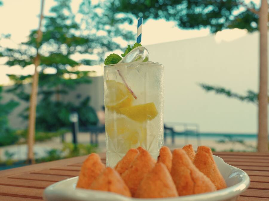 Alimentação e bebidas