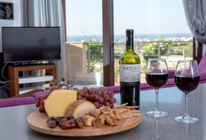 Villa de Luxo, 5 quartos, vista para o jardim | Sala de estar | TV de ecrã plano, lareira 