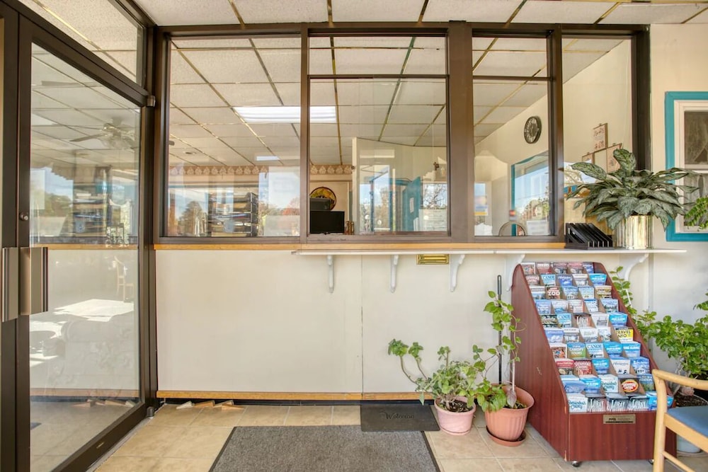 Two Affordable Rooms w/ Double Beds & Private Bath – Perfect for Budget ...