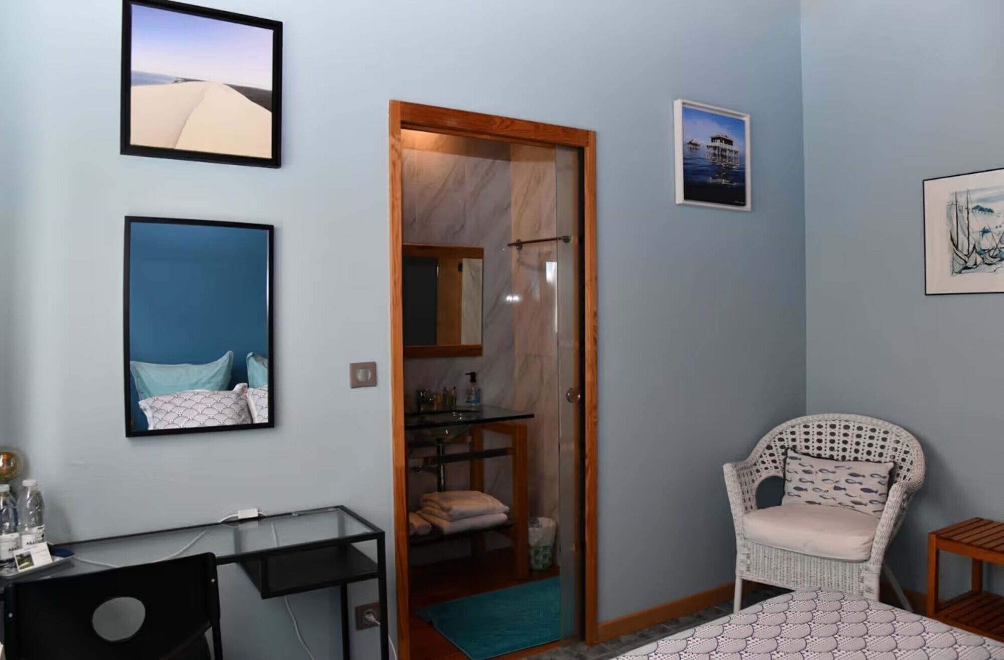 Chambre Dhôtes « Chambre Du Bas » Avec Piscine Commune, Terrasse Partagée Et Wi-fi - Salles