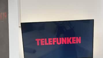 Apartamento, pátio, vista para o jardim | Secretária, Wi-fi grátis