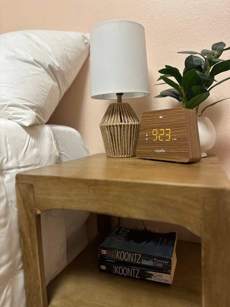 Cozy Lakehouse in Altoona- Firepit, Theater, Gym Reviews, Deals ...