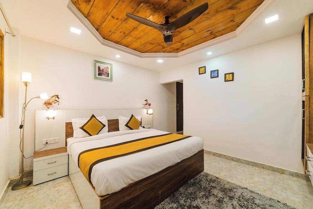 Lake Mount - Naukuchiatal