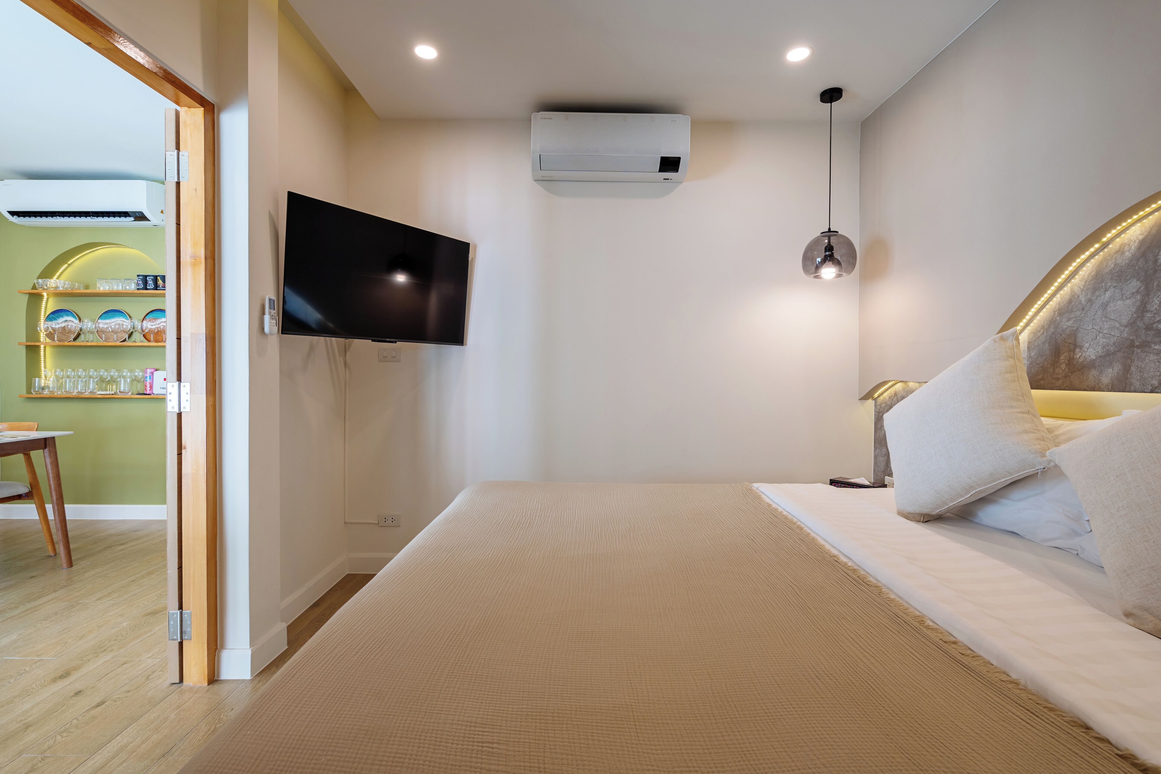 Vila superluxo | Escrivaninha, espaço de trabalho para notebook