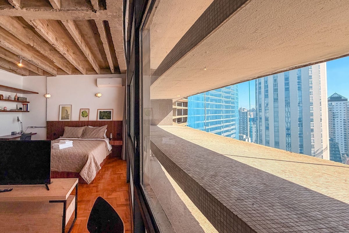 Apartamento Básico | Cortinas/cortinados opacos, ferro/tábua de engomar, Wi-fi grátis
