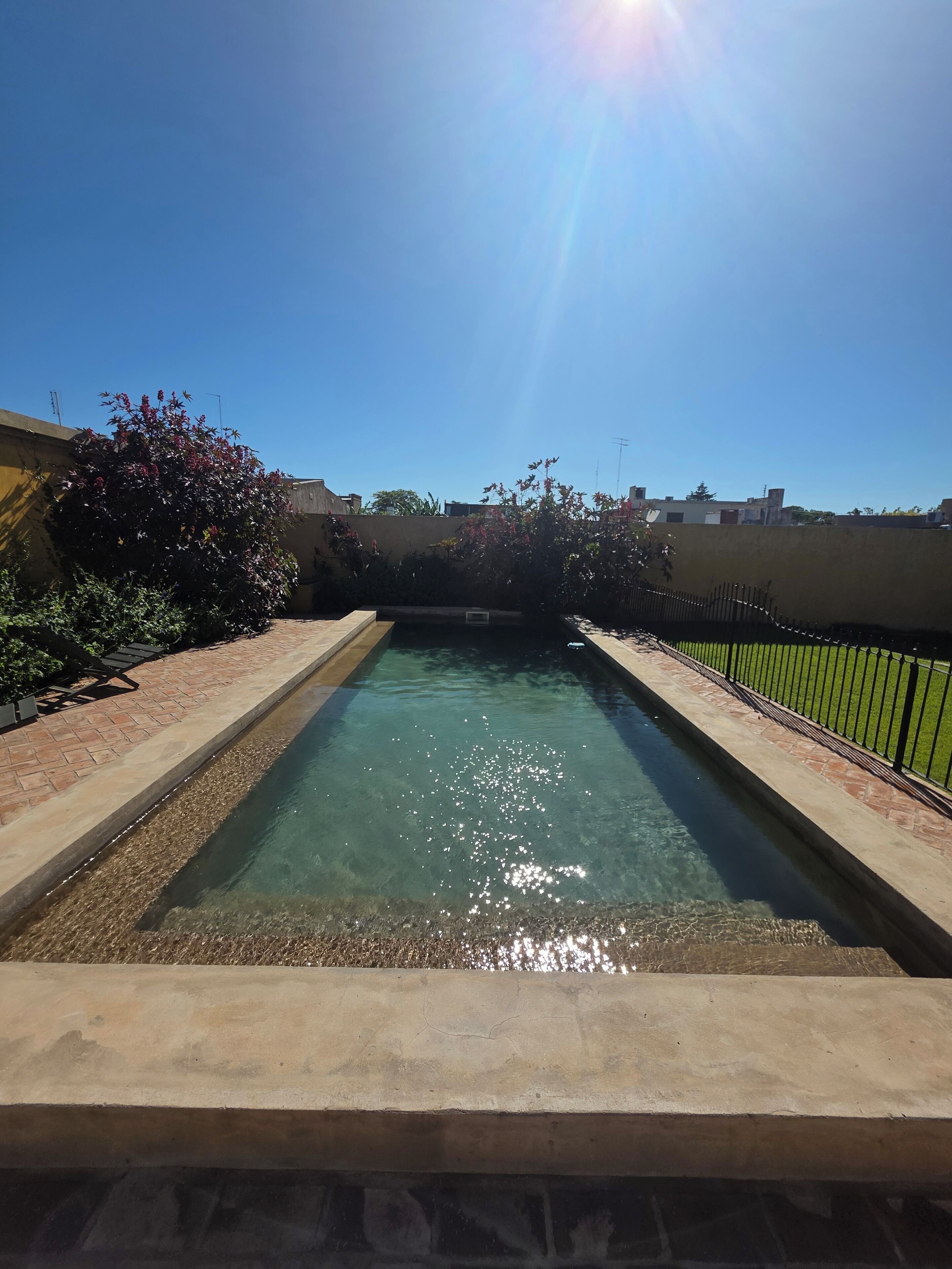 Piscina exterior sazonal 