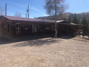 Mountain cabin with river views sleeps 11 . 15 minutes from Wolf Creek ...