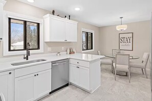 Updated home, close to MPLS & St Paul Pets welcome Reviews, Deals ...