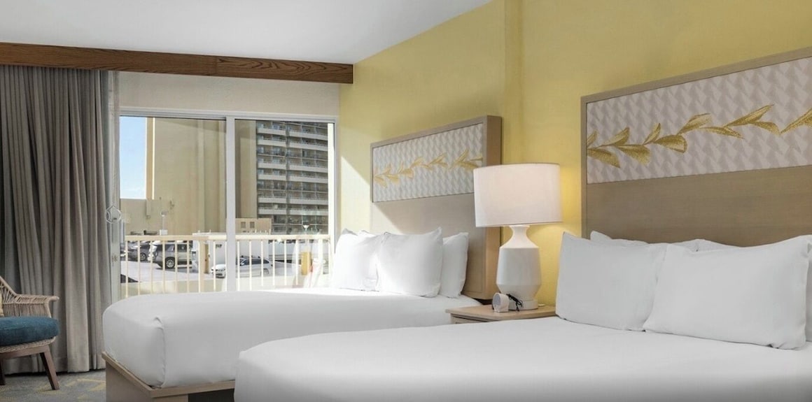 One Bed Resort At Wyndham Beach Walk Waikiki Beach, Hi\na Perfect Spring Break! - Honolulu, HI