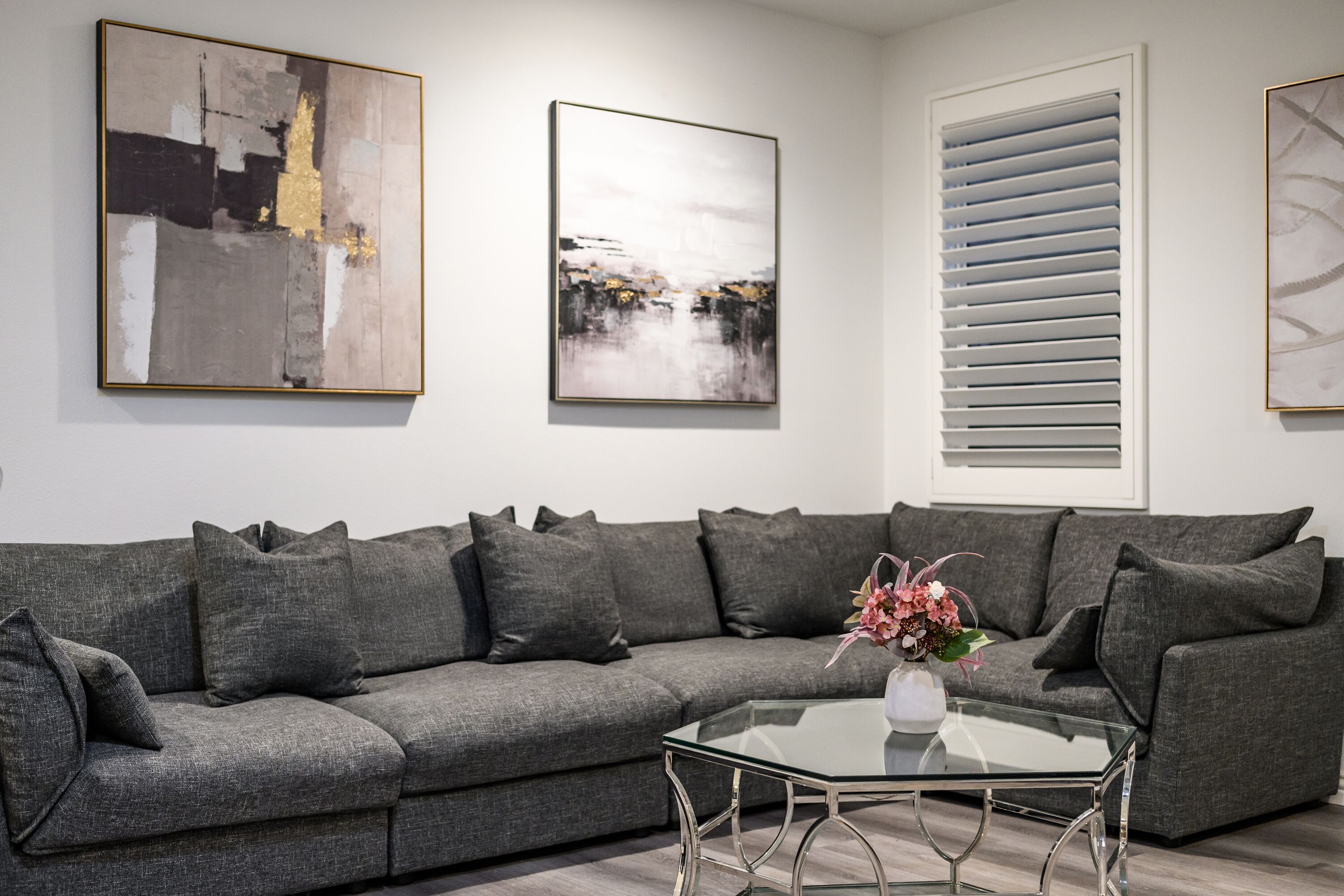 Luxury 5br/7 Beds/5 Kings/3tvs/soft Water+purified - Ontario, CA