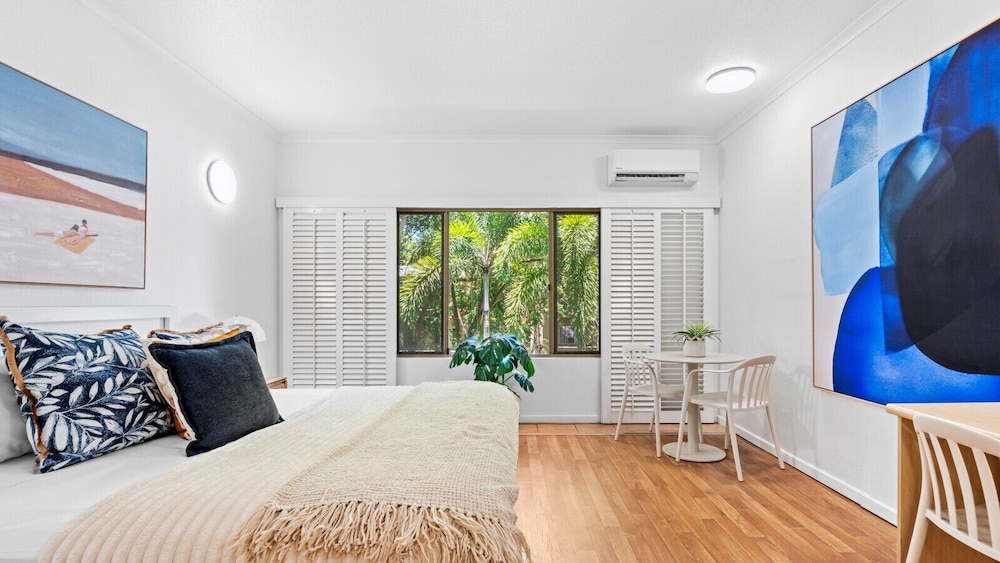 Banyan Shade Studio with Resort Pool at Ramada Port Douglas - Port ...