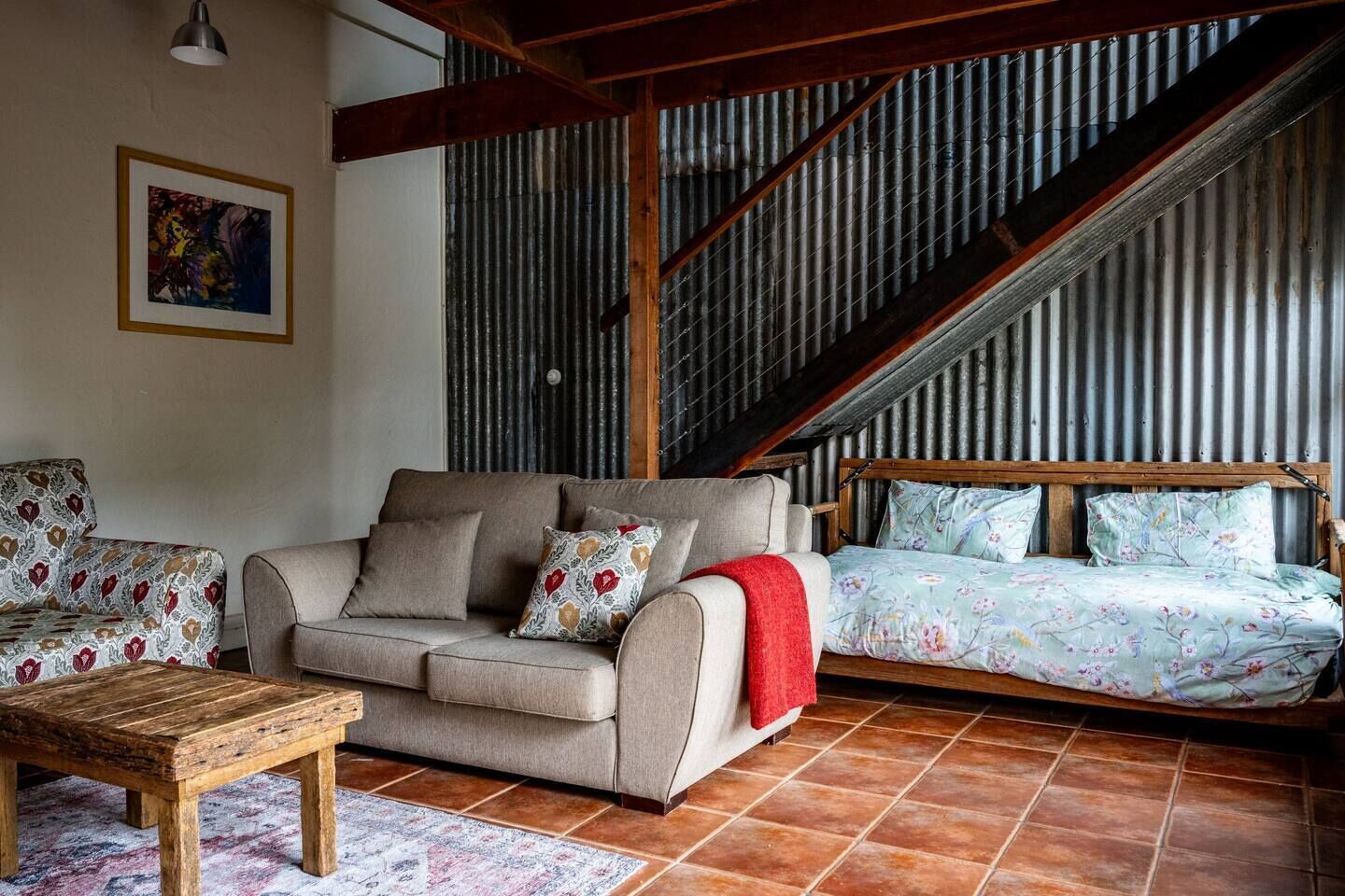 Buttercup Oasis: Rustic Cabin Hot Tub & Firepit - Leura