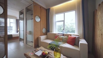 Quarto Duplo Deluxe, vista para o pátio | Vista do quarto