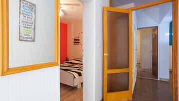 Apartamento (A1) | Ferros/tábuas de passar roupa, Wi-Fi de cortesia