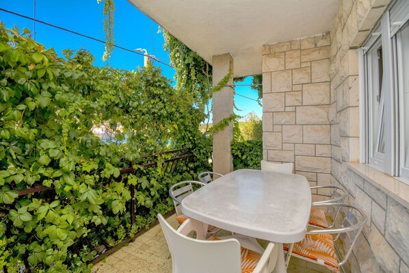 Apartments Mar Reviews, Deals & Photos 2026 - Expedia