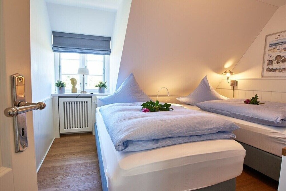 Object 57.............................................. Reviews, Deals ...