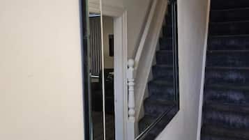 Apartamento, 4 quartos | Interior