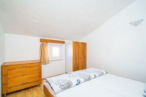 Apartamento (A1) | Ferros/tábuas de passar roupa, Wi-Fi de cortesia