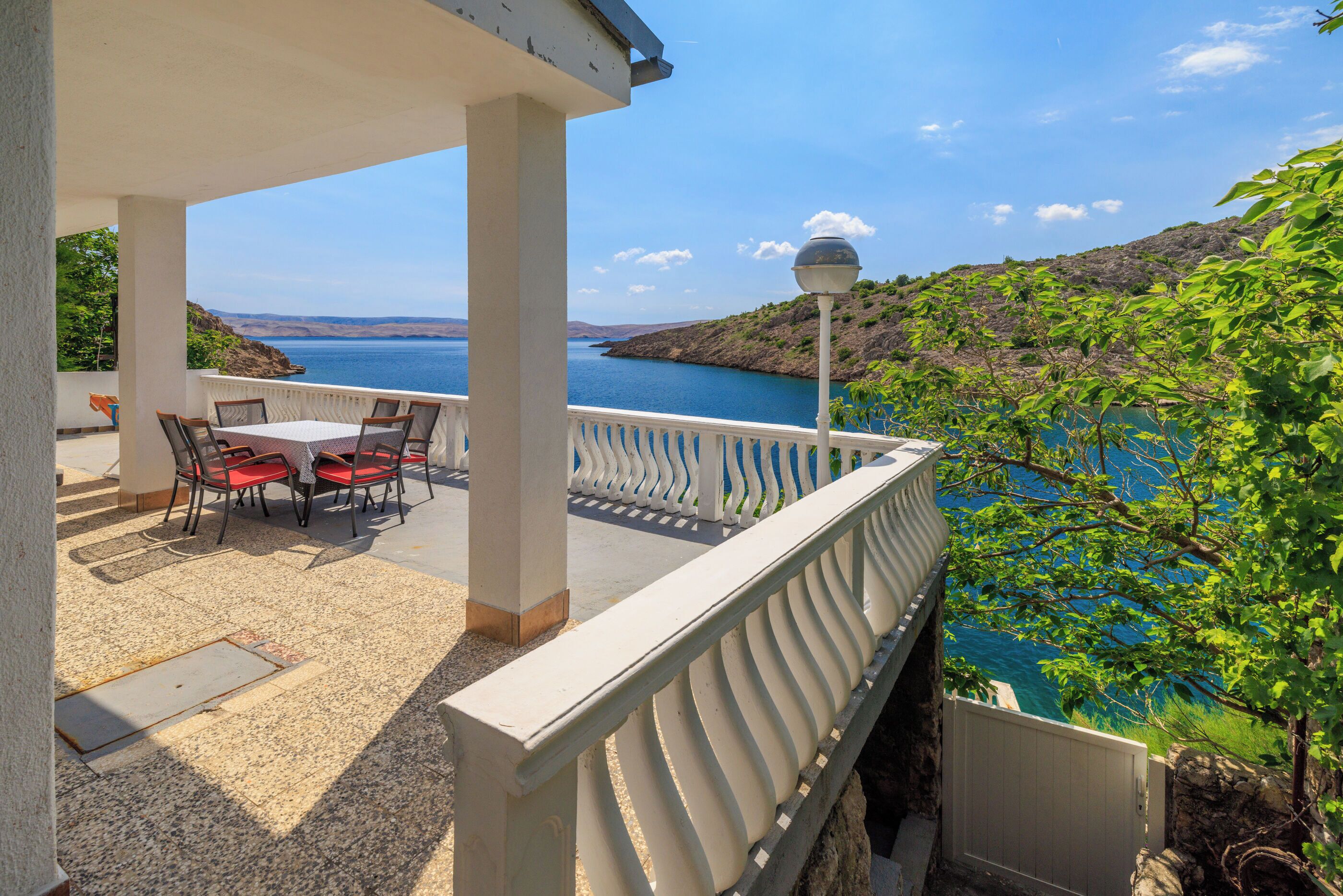 Casa | Vista para a água