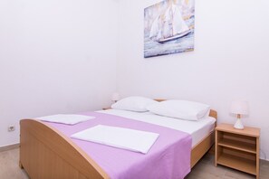 Apartamento (A1) | Ferros/tábuas de passar roupa, Wi-Fi de cortesia