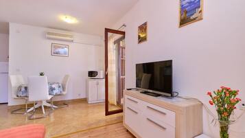 Apartamento (A2) | Sala