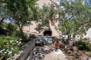 Área para churrascos e piqueniques