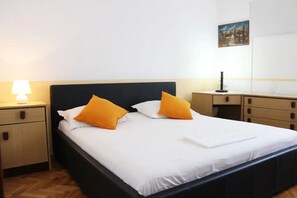 Apartamento (A1) | Ferro/tábua de engomar, Wi-fi grátis 