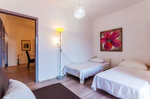 Apartamento (A3) | Ferro/tábua de engomar, Wi-fi grátis 