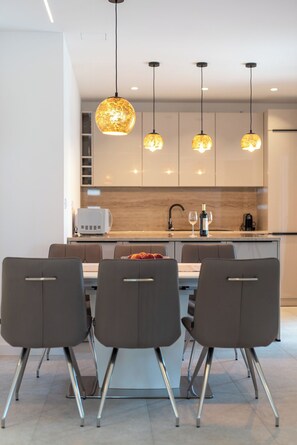 Apartamento (A1) | Restaurantes