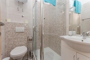 Apartamento (A2) | Banheiro | Toalhas de banho 
